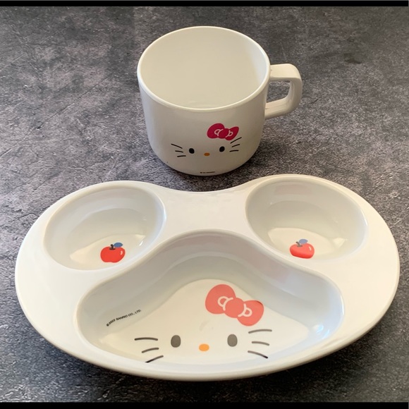 Hello Kitty | Kitchen | Hello Kitty Kid S Dinner Set | Poshmark